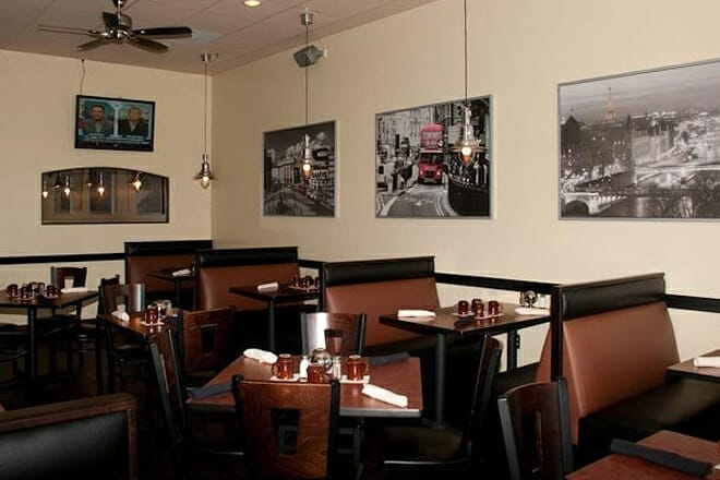 The Toasted Yolk Cafe