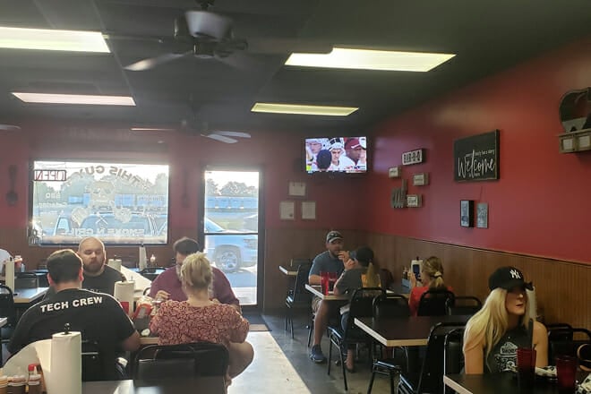 This Guy&rsquo;s Smoke N&rsquo; Grill