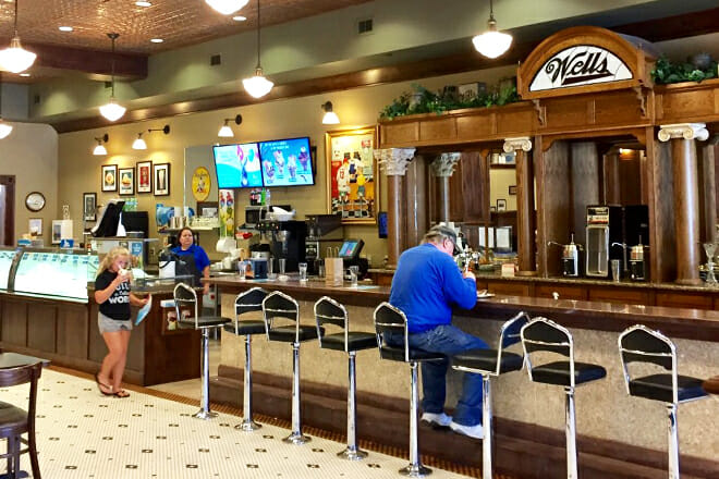 Wells Blue Bunny Visitor Center &ndash; Le Mars, Iowa