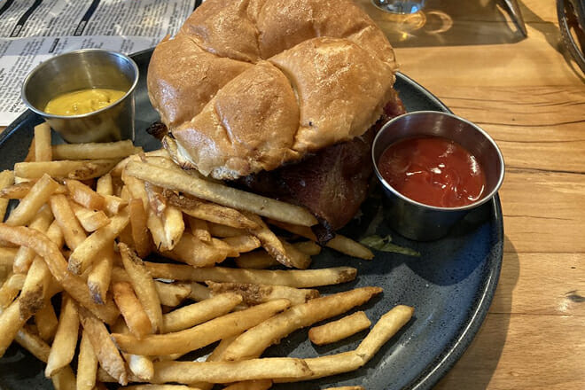 10 Barrel Brewpub (Also Known As 10 Barrel Brewing Co)