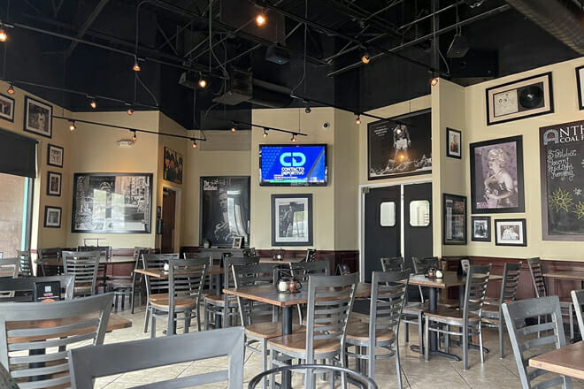 Anthony&rsquo;s Coal Fired Pizza