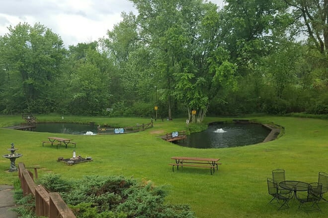 B&H Trout Fishing and Bait Shop