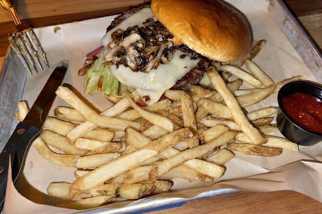 BJ's Restaurant & Brewhouse