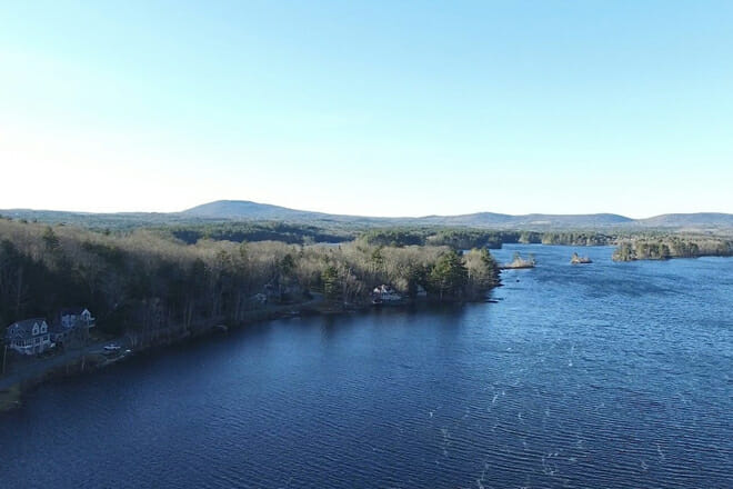 Barrett&rsquo;s Cove