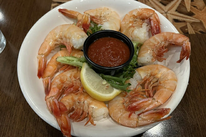 Beach House Bar & Grille