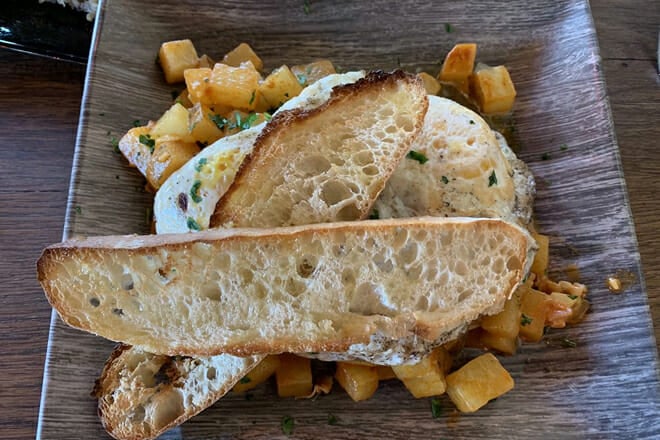 Bin 322 Wine and Tapas Bar