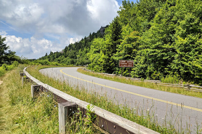 Blue Ridge Parkway &ndash; North Carolina and Virginia