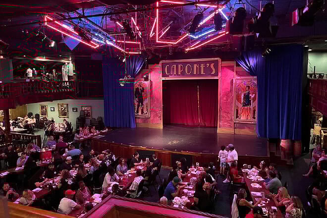 Capone&rsquo;s Dinner Show