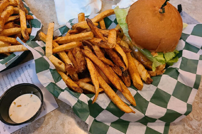 Casper and Runyon's Nook