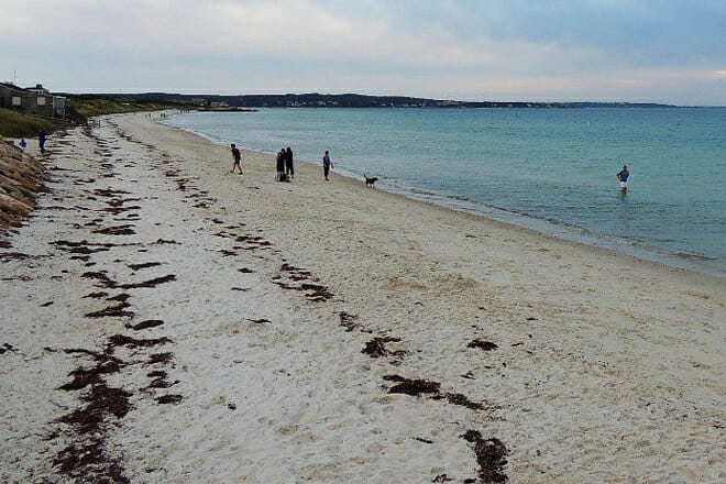 Chapoquoit Beach