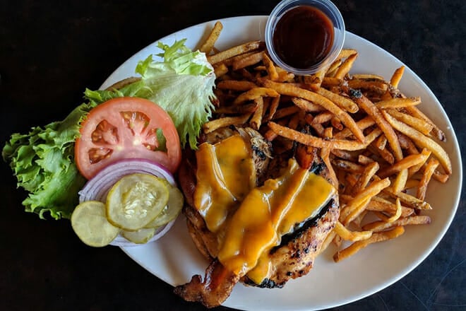 Cozzie's Tavern & Grill