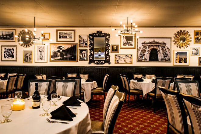 DeGidio's Restaurant & Bar