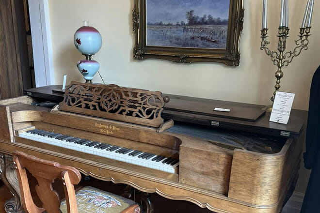 Follett House Museum