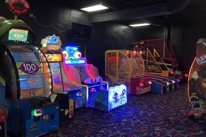 Ghostly Manor Thrill Center