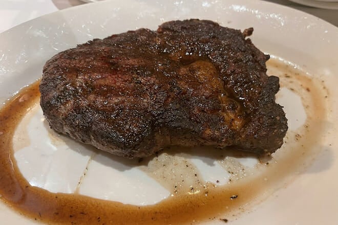 Gibsons Bar & Steakhouse