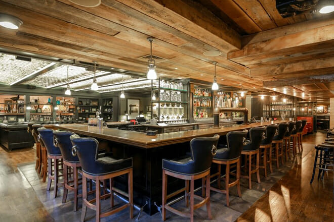 Grafton Street Pub & Grill