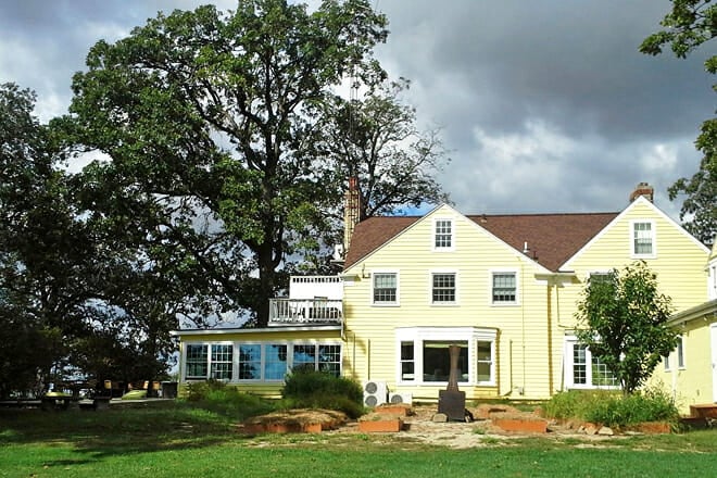 HideAway Country Inn