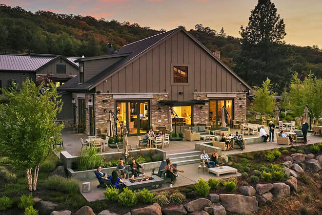 Irvine & Roberts Vineyards