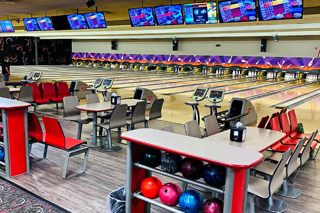 Jackson Bowling & Skating Family Fun