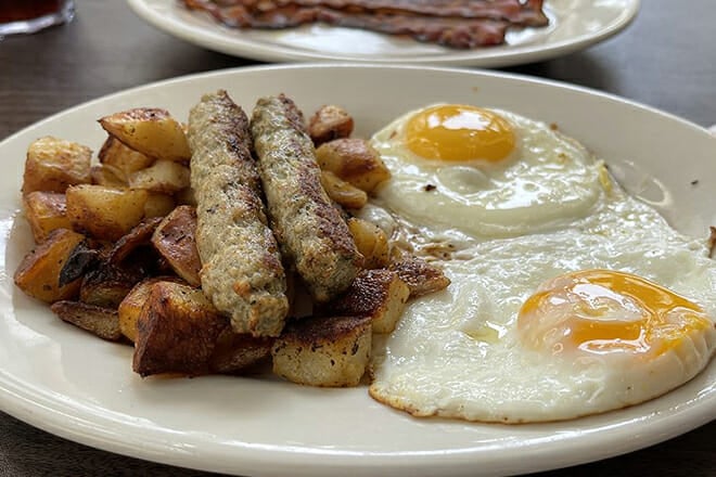 Jeannie’s Great Maine Breakfast