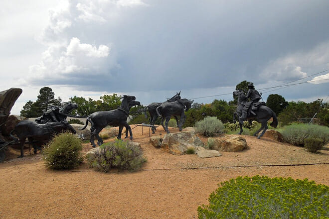 Journey&rsquo;s End Monument
