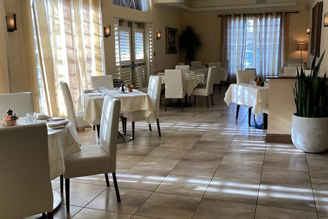 Le Yaca French Restaurant