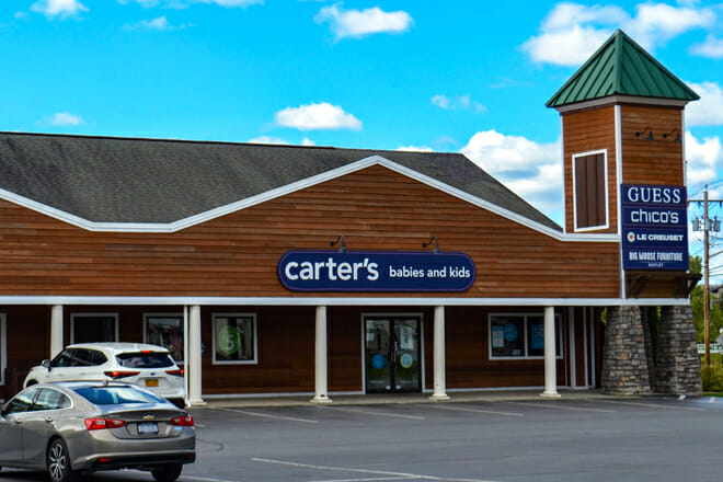 Log Jam Outlet Center