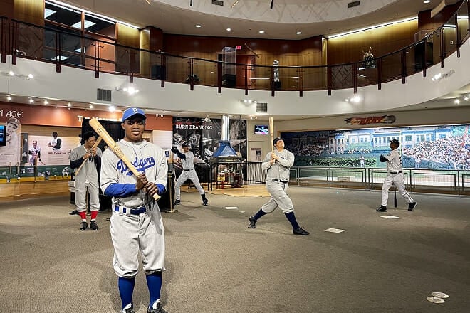 Louisville Slugger Museum & Factory