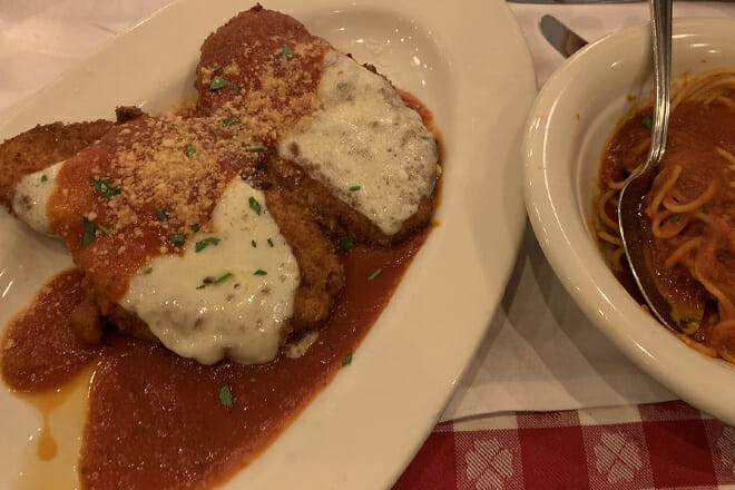 maggiano&rsquo;s little italy