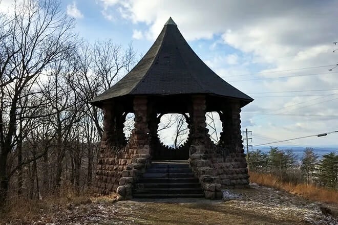 Neversink Mountain