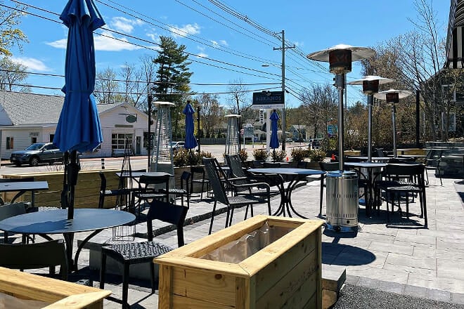 Nikanos Mediterranean Bar & Grille