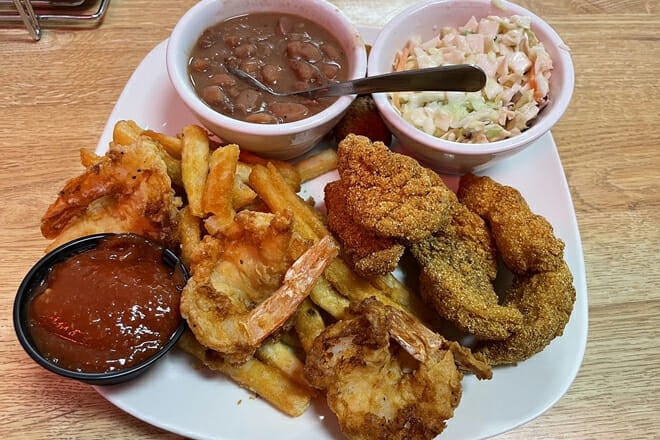 Paw Paw’s Catfish House