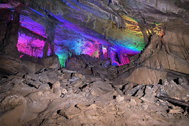 Penn&rsquo;s Cave and Wildlife Park