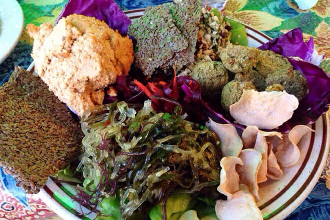 R. Thomas Deluxe Grill