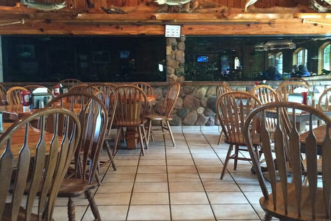 River&rsquo;s Edge Pub and Grub