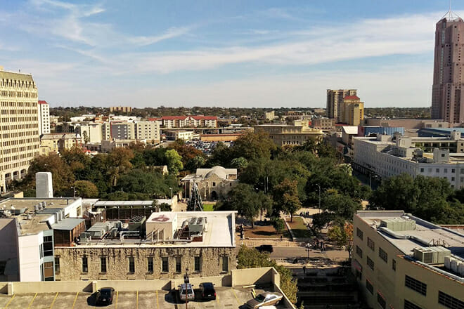San Antonio &mdash; Texas