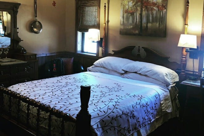 Strawberry Creek Inn