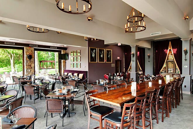 The Knight&rsquo;s Pub