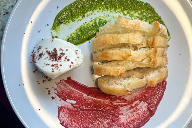 VINIA Wine & Kitchen