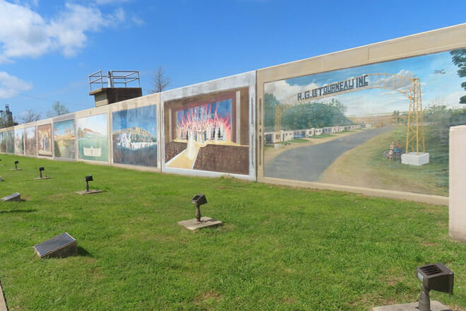 Vicksburg Riverfront Murals