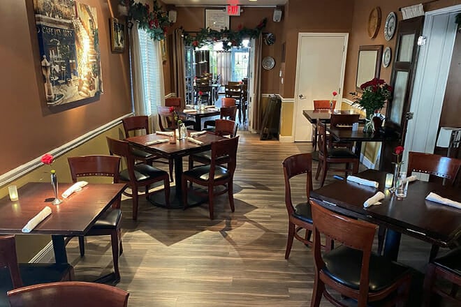 Vienna Wine Bar &ndash; Davie