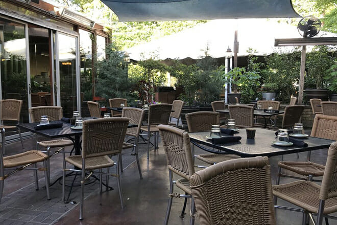 Wahoo! A Decatur Grill