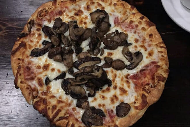 Angelo&rsquo;s Taverna