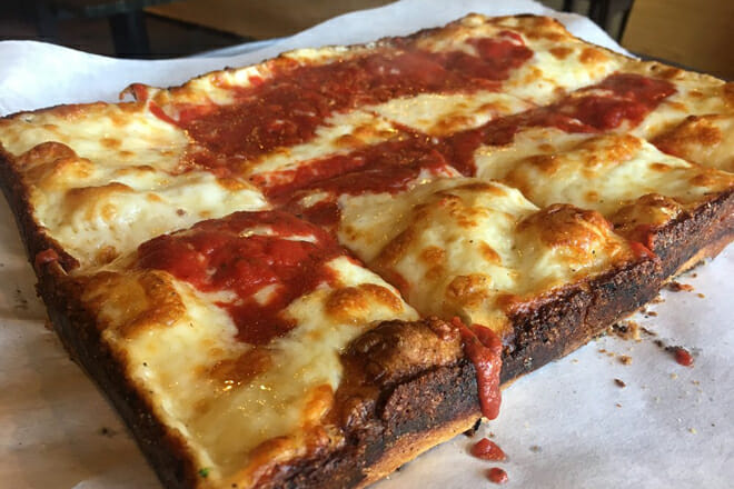 Augy's Restaurant & Pizza