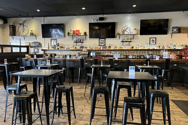 Bakersfield Pizza & Bar