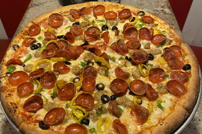 Big Cheezees Chillin Grill