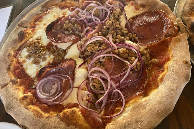 Blue Ribbon Artisan Pizzeria