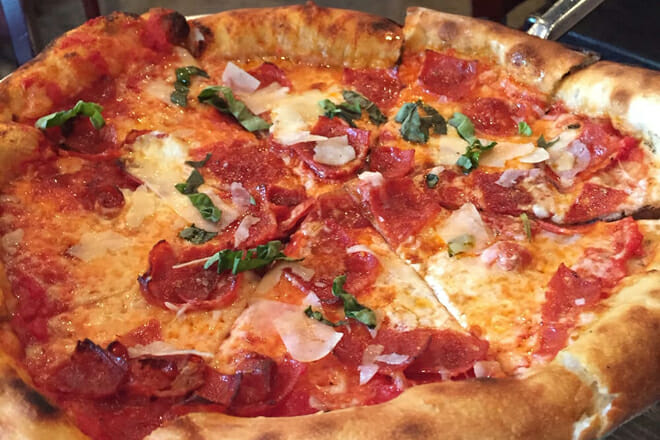 Coals Artisan Pizza - St. Matthews