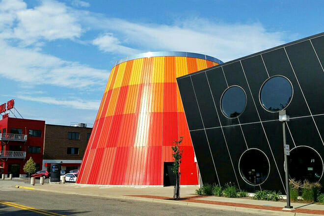 Delta College Planetarium and Learning Center