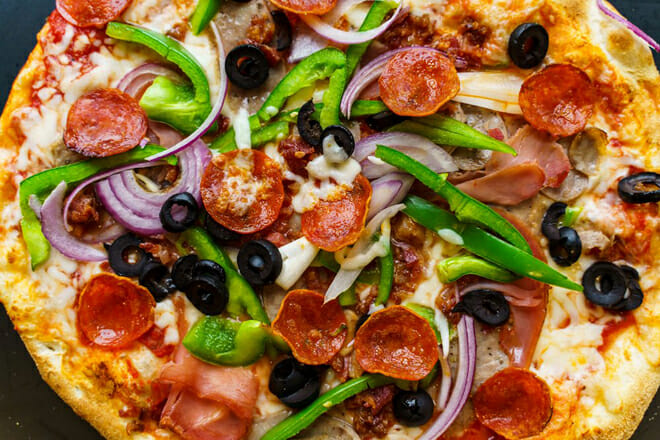 Dino's Wood Fired Pizza & Grill